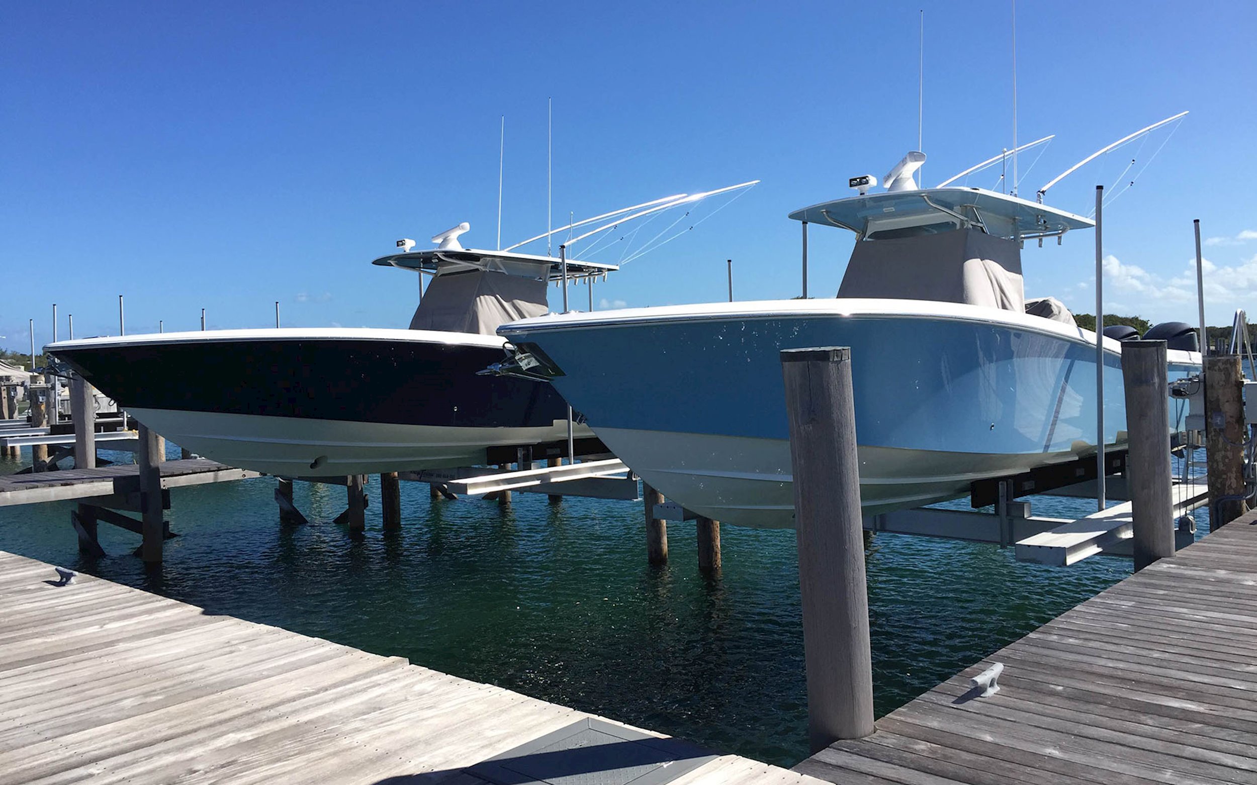 Low Profile Boat Lifts: Sleek & Efficient Beamless Boat Lifts | Neptune ...
